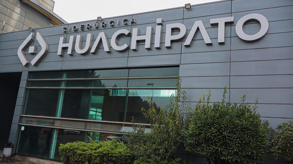 Biobío leaders praise CAP and AZA's green steel agreement at Huachipato ...