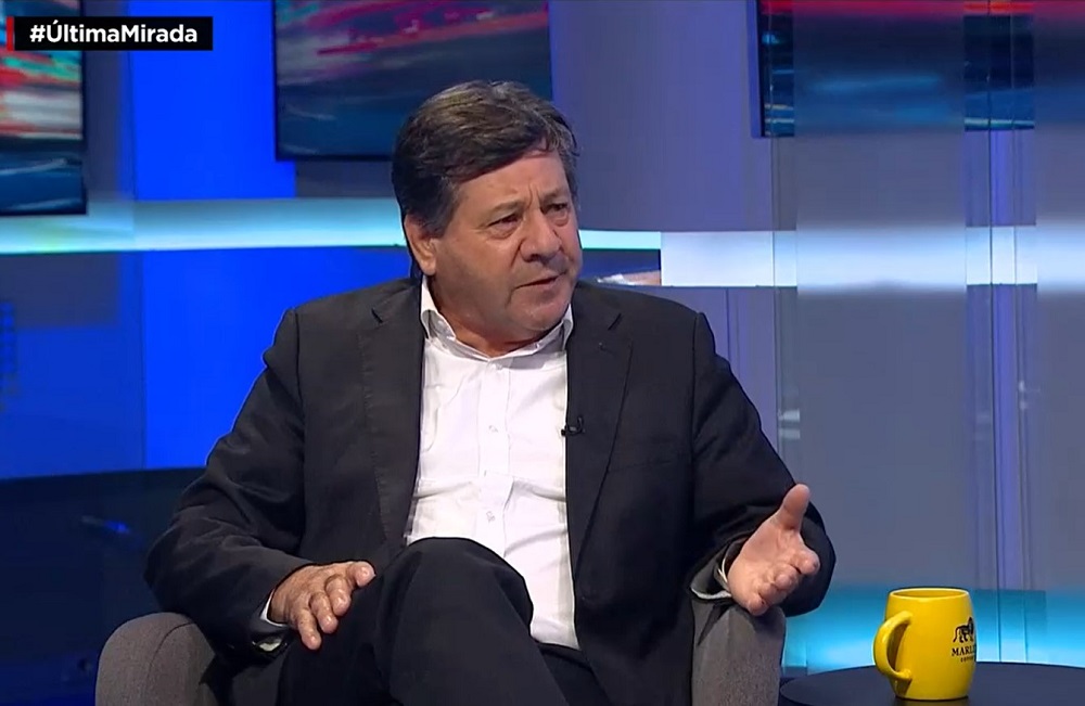 Juan Castro propone que expertos universitarios escriban un segundo ...