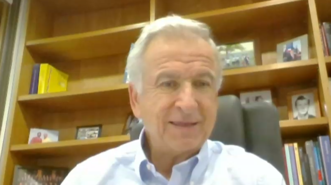 Felipe Larraín apunta a que alza de tasa de interés fue un movimiento ...