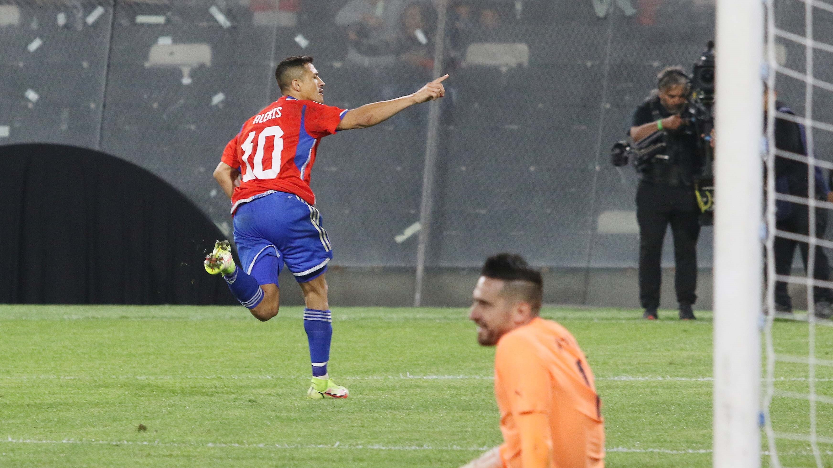 Demostró por qué es el “Niño Maravilla”: La Roja consigue su primer ...