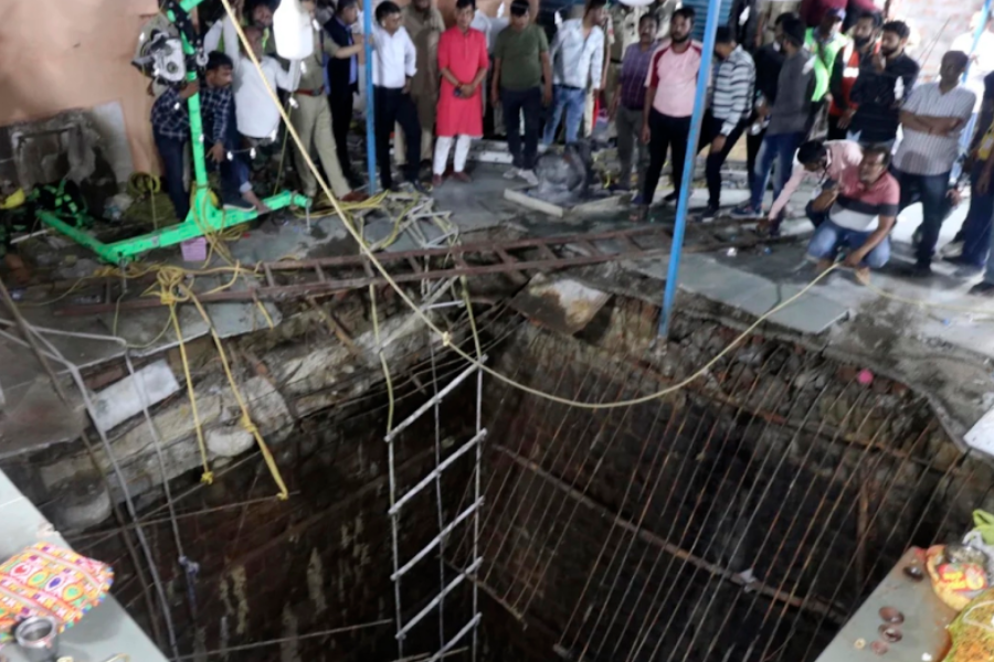 Tragedia en India: Al menos 35 muertos tras derrumbe de un templo