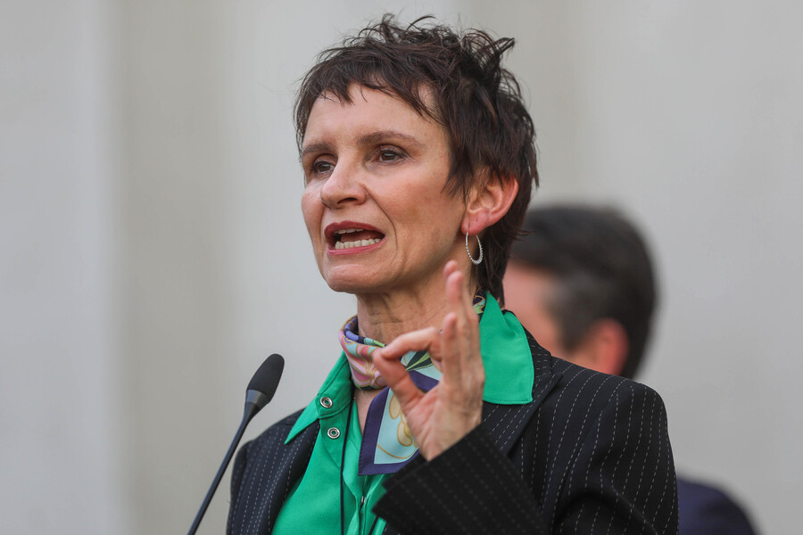 Tohá ante críticas de vicepresidenta del PPD por caso SQM: “Es una ...