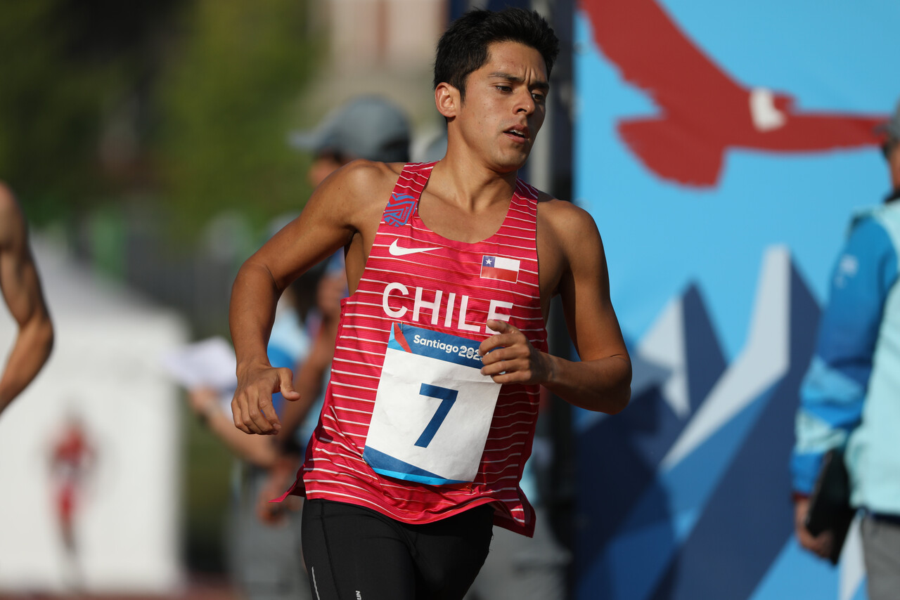 A París los pasajes: Esteban Bustos clasifica a sus terceros Juegos ...