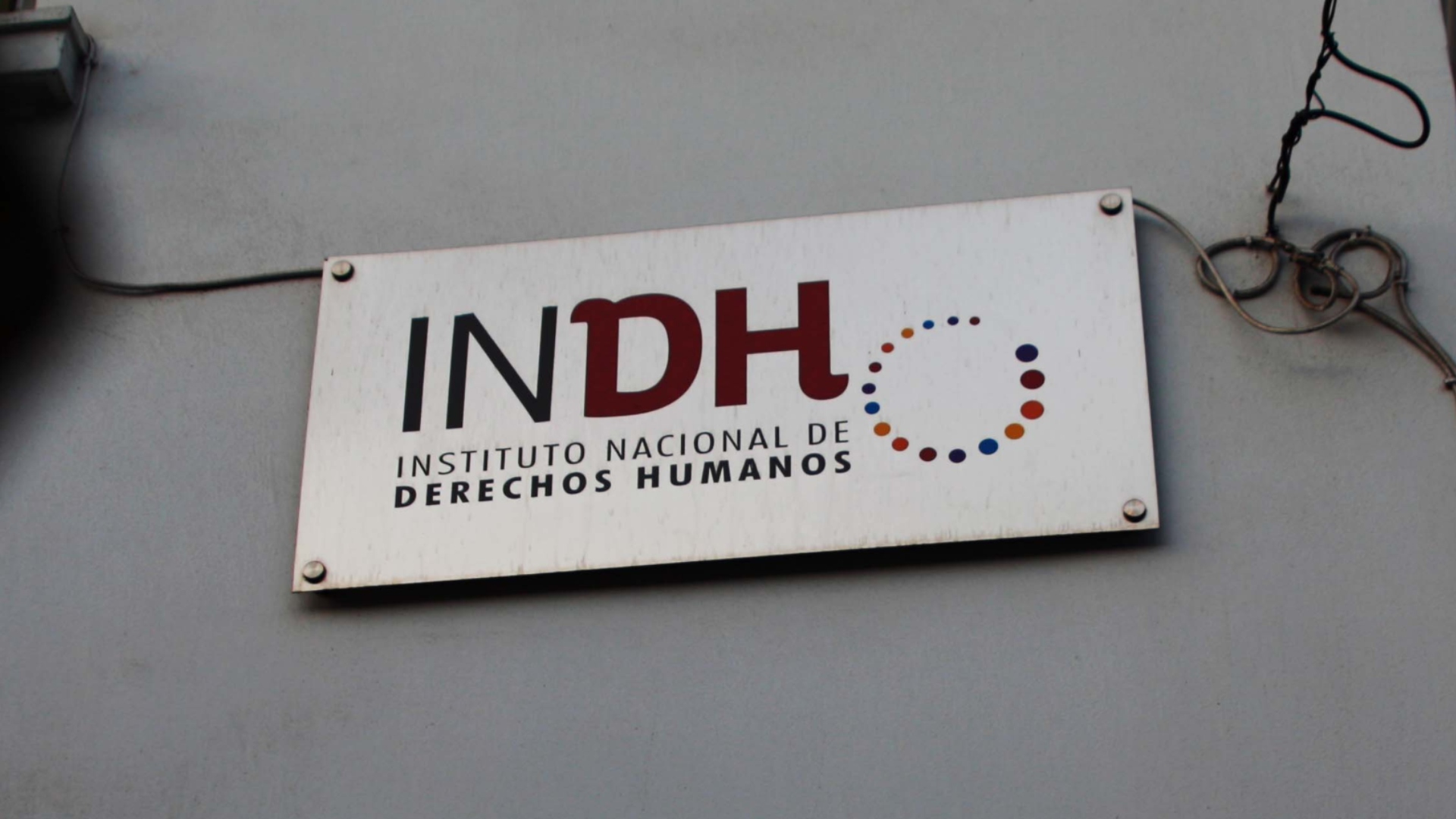 INDH precisa que querella no apunta a Desbordes y explica cómo se ...