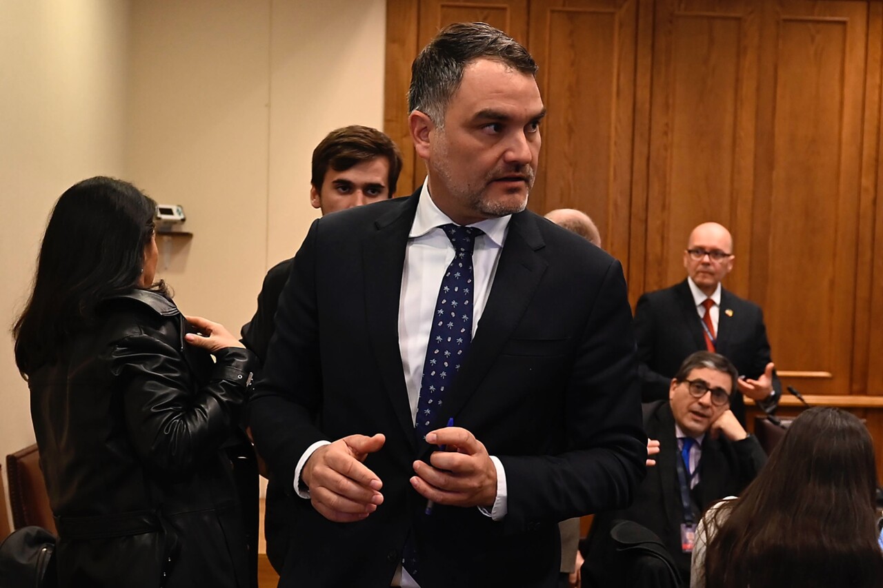 “En aras de mi compromiso político”: Revisa el comunicado con que ...