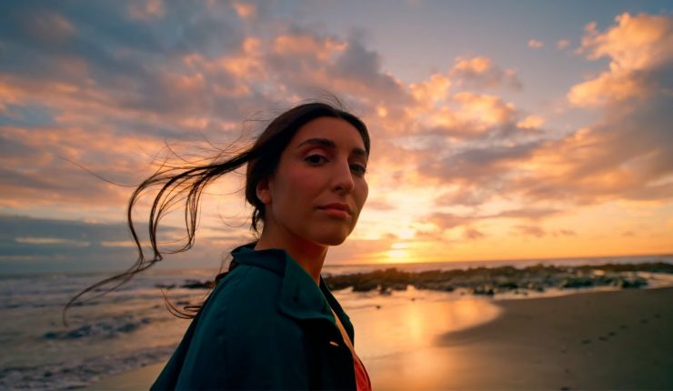 María Simon debuta en la escena con su disco “HOY PARA MÍ” y agenda ...