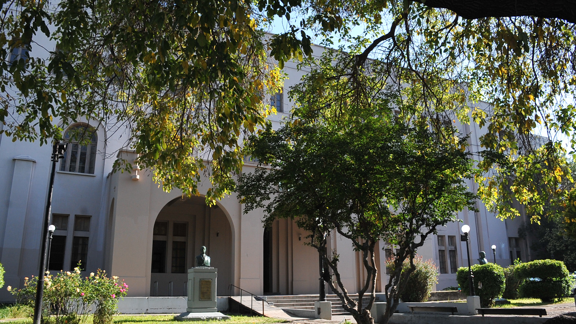 Aumentan a 7 los estudiantes en estado crítico por explosión de ...