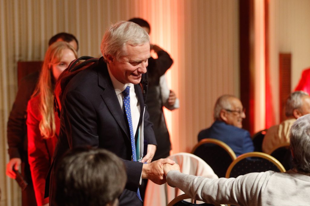 Primer cara a cara en la carrera presidencial: Matthei, Tohá, Kast y ...