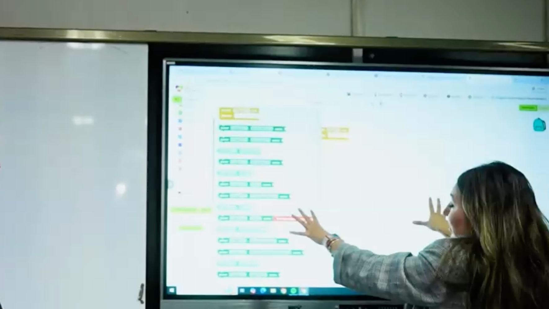 Conectividad para aprender: el impulso de WOM a la educación rural a través del programa ...