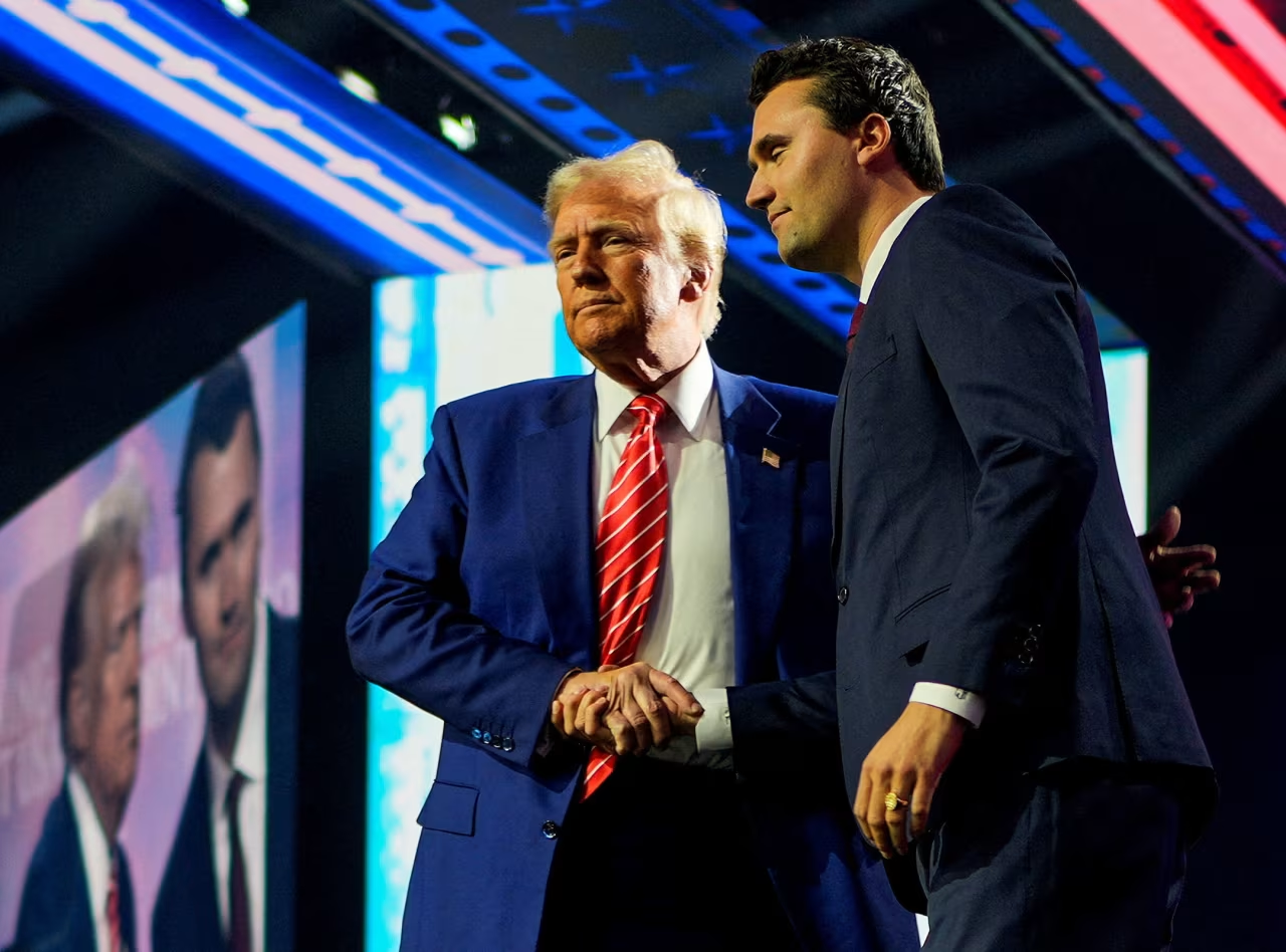 ¿Quién era Charlie Kirk, activista conservador y aliado de Trump, que murió en un tiroteo en ...
